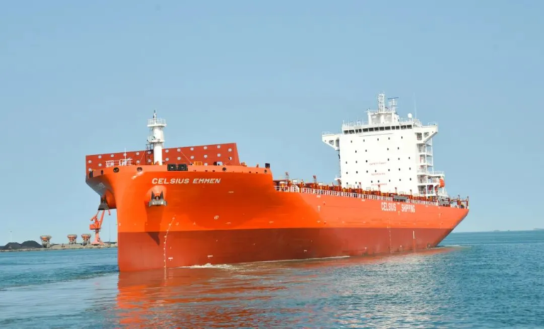 Danish shipowner CELSIUS SHIPPING welcomes a 3,000 TEU container ship ...