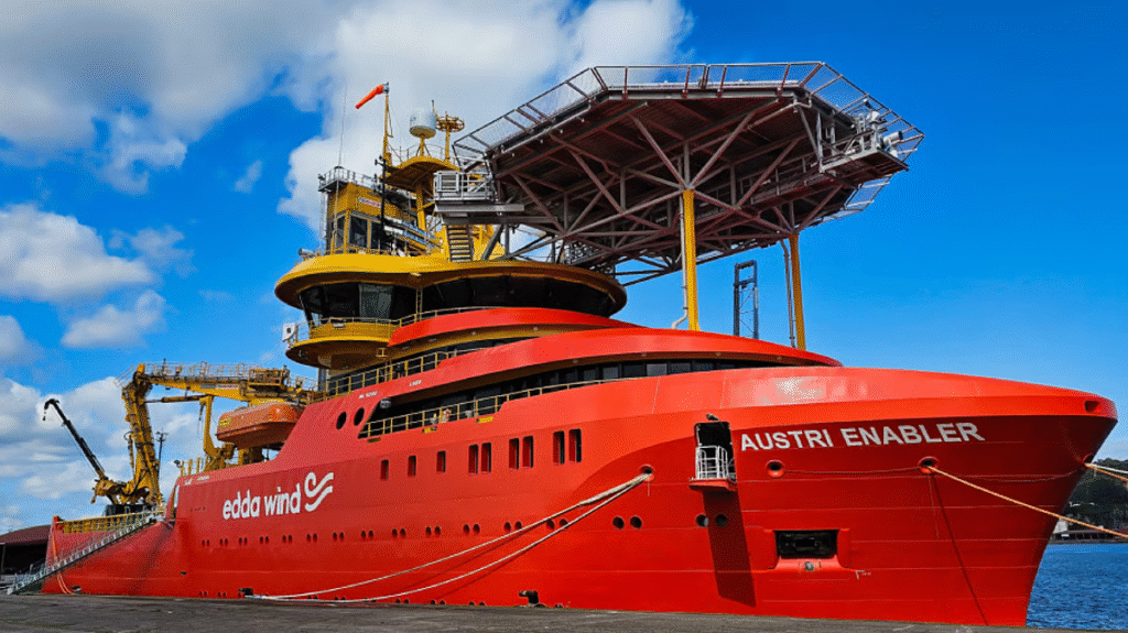 Edda Wind Takes Delivery of Zero-Emission CSOV 'Austri Enabler' from ...