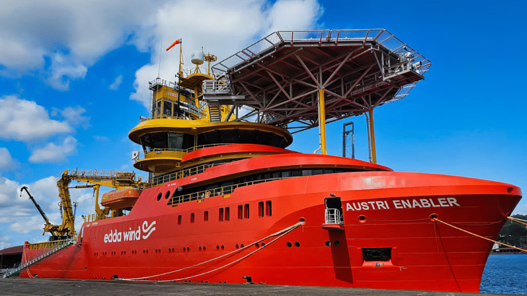 Edda Wind Takes Delivery of Zero-Emission CSOV 'Austri Enabler' from ...