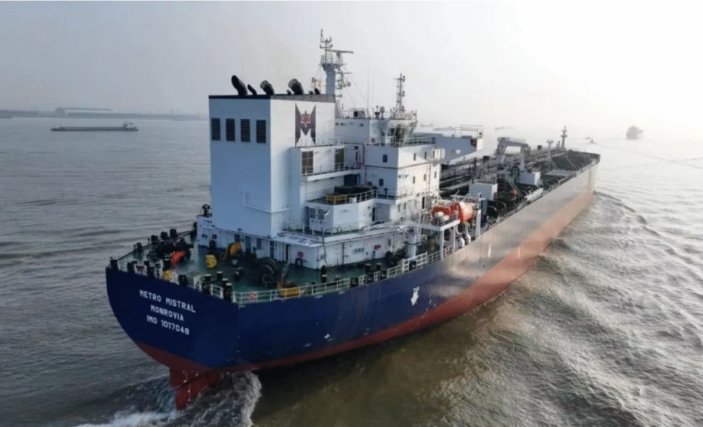 Yangzijiang Achieves Dual Milestones with Back-to-Back Deliveries of ...