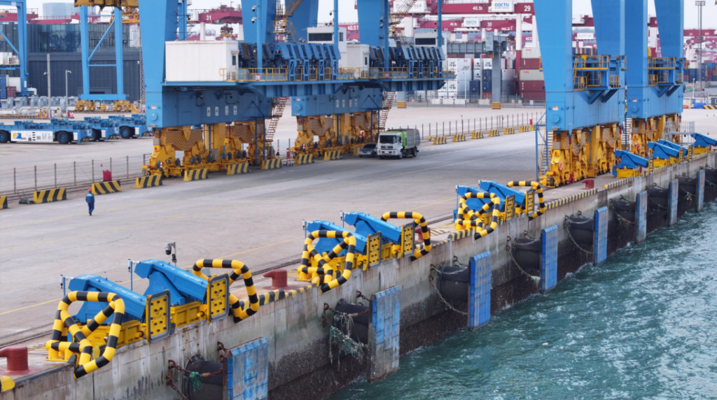 Qingdao Port Launches China’s First Vacuum Automatic Mooring System ...